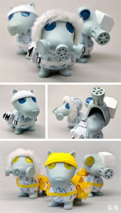 Pin By Eduardo Vianna On 3d Vinyl Art Toys Art Toy Vinyl Toys