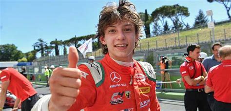 Antonelli Spiega La Differenza Tra La Tatuus F4 T 014 E La Tatuus T 421