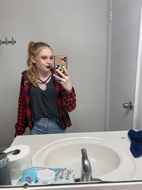 Chey On Twitter Good Morning Everyone Findom 0cyqodwdyn