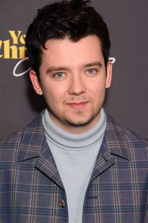 East London Schools Old Yearbook Shows Just How Many Celebrities Went There From Netflix Sex