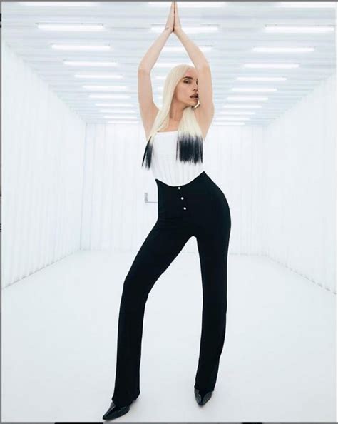 Gülşen Ozan Çolakoğlunu Unutmadı Magazin Haberleri