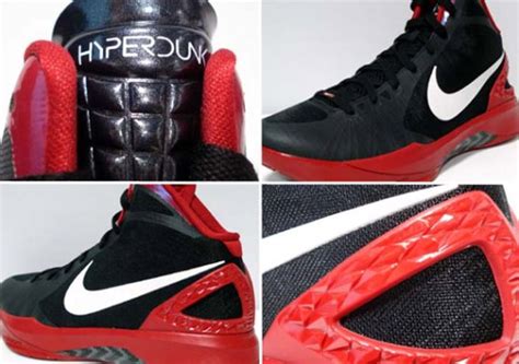 Nike Hyperdunk 2011 Tag