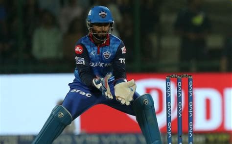 Jsw Sports Signs Up Rishabh Pant To Manage His Commercial Rights