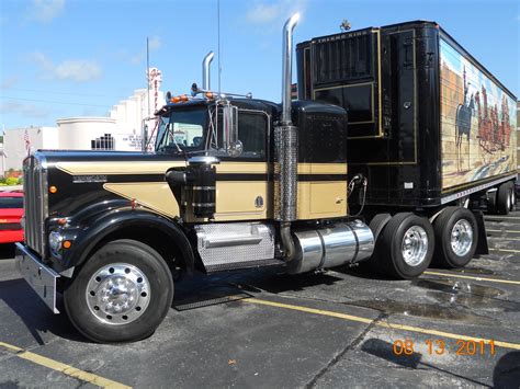 Smokey And The Bandit Trucks
