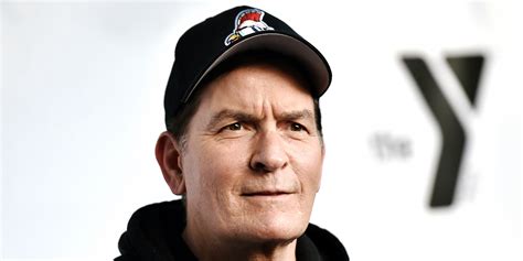 Is Cassian Bilton Gay The Actor Supports Queer Projects And Has Never Confirmed His Sexual