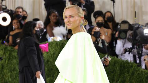 Schöner Pärchen Auftritt von Norman Reedus und Diane Kruger