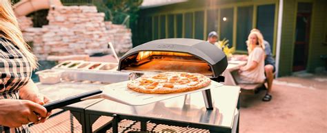 Amazon.com: Ooni Koda 16 Gas Pizza Oven + Ooni 14" Pizza Peel + Ooni ...
