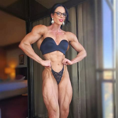 Im The Worlds Tallest Female Bodybuilder Trolls Stare At Me But I