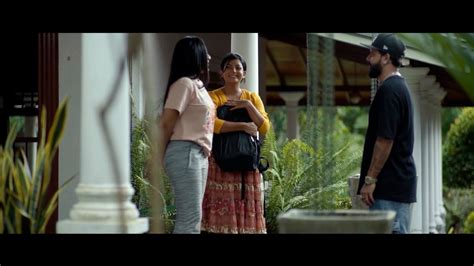 පොඩි කාලේ ඉඳන් සීන් එකේ තමයි 😉 Youtube