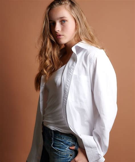 Emilia Danielle Model Wiki Biography Age Boyfriend Family Facts And Many More