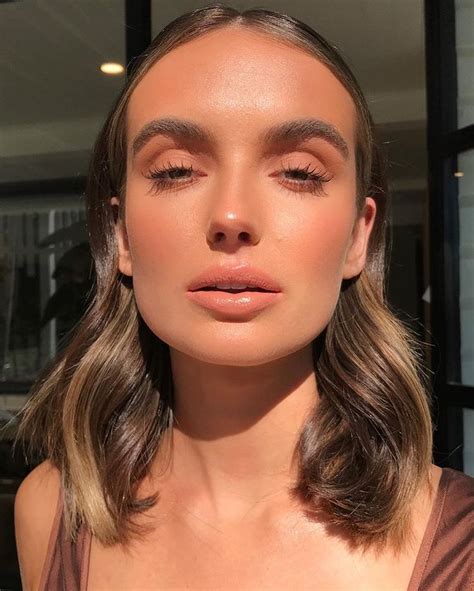 Peaches And Cream Beauty Shot