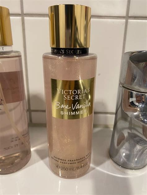 Victorias Secret Bare Vanilla Shimmer Bodyspray Acheter Sur Ricardo