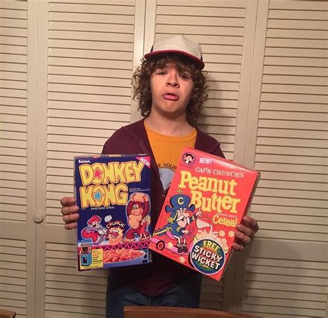 16 Rare Behind The Scenes Of Stranger Things Artofit