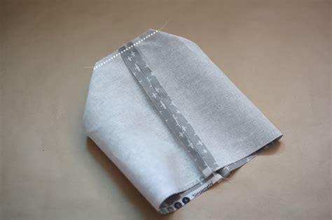 Fabric Gift Bag Tutorial DIY Tutorial Ideas