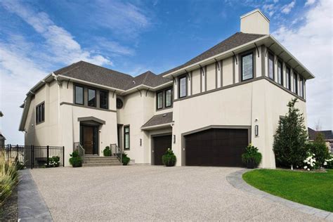 Wayne Dalton 8680 Fiberglass Faux Wood Garage Door Hollywood