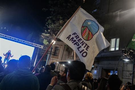 Tres Nombres Asoman Para La Presidencia Del Frente Amplio La Tercera