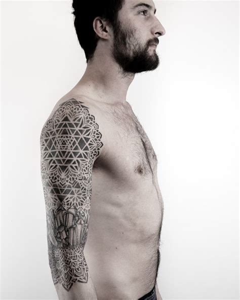Dotwork Geometric Mandala Tattoo By Oliver Kenton Temperance Tattoo San Francisco Sf Ca
