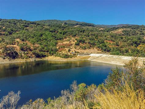 Floating Solar Arrays Doing More Than Generating Electricity Pdh Academy