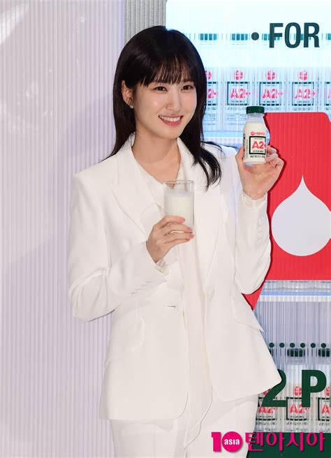 Ten포토박은빈 우유빛깔 피부 텐아시아