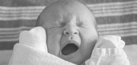 Quels sont les signes de fatigue de votre bébé Le blog de Léon