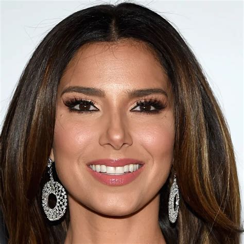 Roselyn Sánchez Neden Dişlerini Düzeltti Lema Dental Clinic