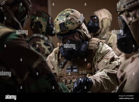 Mopp Level Hi Res Stock Photography And Images Alamy