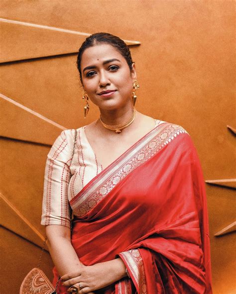 Beautiful Indian Bhabhi Ideas Beautiful Indian Beautiful Women Over