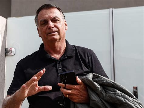 Bolsonaro Fica Em Silêncio Na Pf Em Depoimento Sobre Trama Golpista