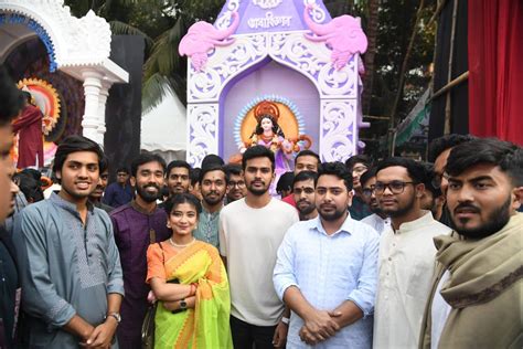 Asif Mahmud হিন্দু ধর্মাবলম্বী সকলকে সরস্বতী পূজার শুভেচ্ছা।