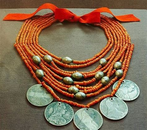 Українські етнічні прикраси