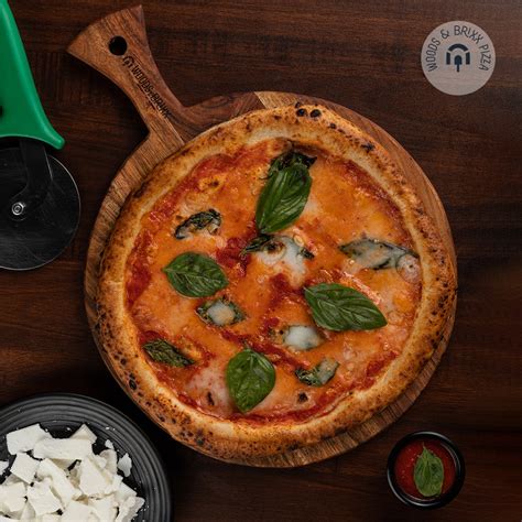 Best Veg Margherita Pizza In Bangalore Jp Nagar Near Me