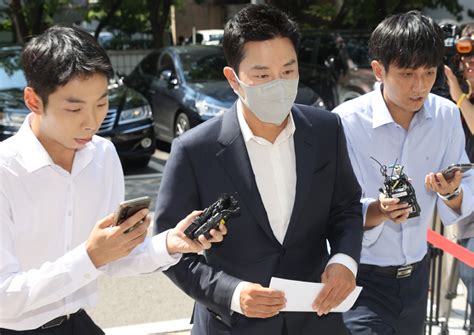 ‘코인 상장 뒷돈 수수 골퍼 안성현과 빗썸 이상준·강종현 모두 구속