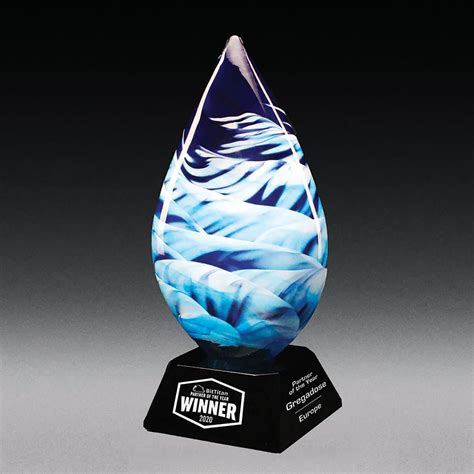 Art Glass Awards Glassical Designs Unique Awards And Recognition