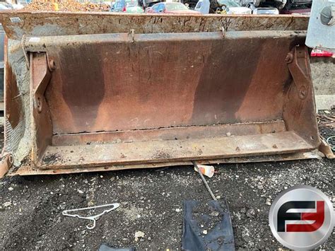 Jrb Mp Bucket Freije And Freije Auctioneers