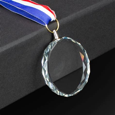 Medalla Cristal Diamond con cinta tricolor Línea MKT