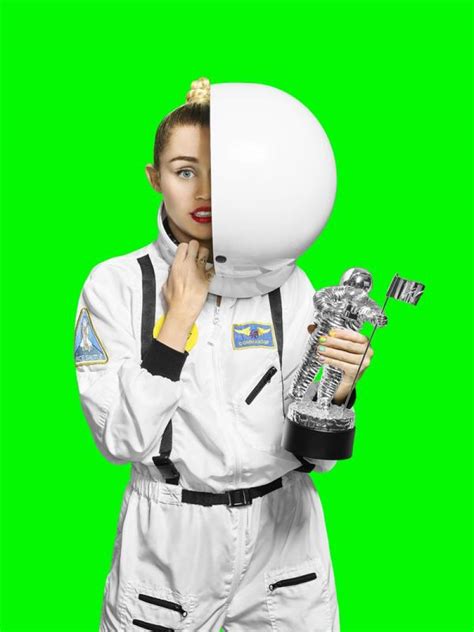Miley Cyrus Vma 2015 Photoshoot Hawtcelebs