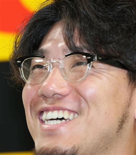 【阪神】伊藤将司「黄金ドラフト組」最高額1・6億円更改「負けないように」ご褒美は「コハダ」 プロ野球写真ニュース 日刊スポーツ