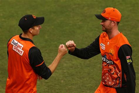 Perth Scorchers Coach Adam Voges Calls For Captain Ashton Turner To