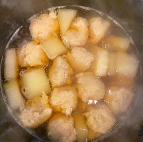 「冬瓜」がトロットロで心も体も温まる。“冬瓜と鶏団子のスープ”レシピ