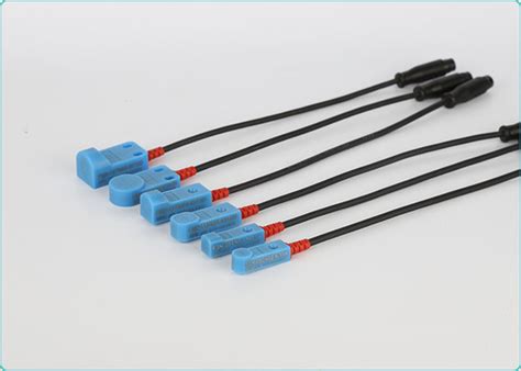 4mm Sensing Inductive Position Sensor 12 24VDC Top Induction Metal Detector