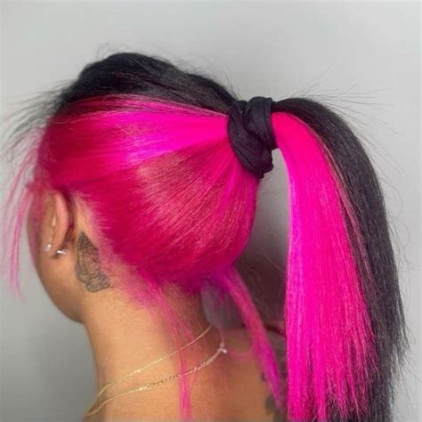 Pin By 𝐄𝐑𝐈𝐍𝐍𝐒𝐀𝐍𝐀𝐈𝐈 ⭐️ On 𝐡𝐚𝐢𝐫 Hair Stripes Pink Hair Dye Hair Color