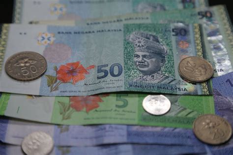 Moedas E Cédulas Do Ringgit Malaio Foto De Stock Imagem De Malaysian