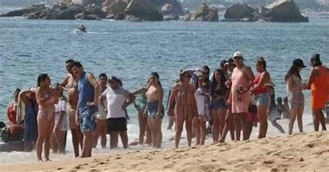 Flotan Cuerpos De Hombres Asesinados En Playa De Acapulco
