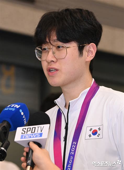 제우스 최우제 즐거운 인터뷰[포토]