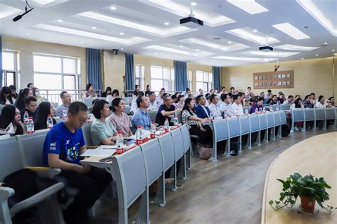 “新丝路 教育情”甘肃教育国际大讲堂暨资深外交官高校行活动在兰州交通大学举行 兰州交通大学新闻中心