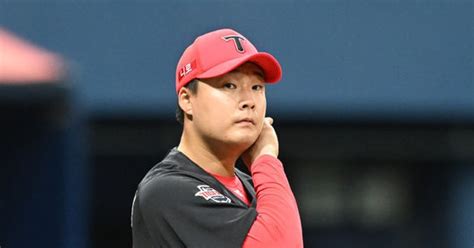 Kia 수비 실책 또 실책다시 선발 준비 한승혁 5이닝 6실점 패전 오쎈 퓨처스