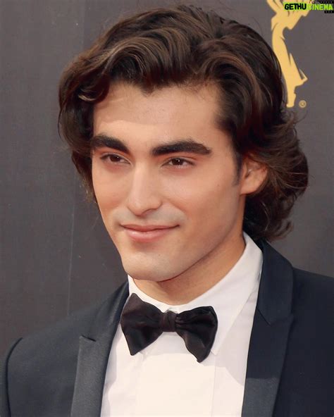 Blake Michael Wiki Biography Age Gallery Spouse And More