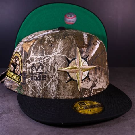 Seattle Mariners New Era Real Tree Black Bill And Kelly Green Bottom
