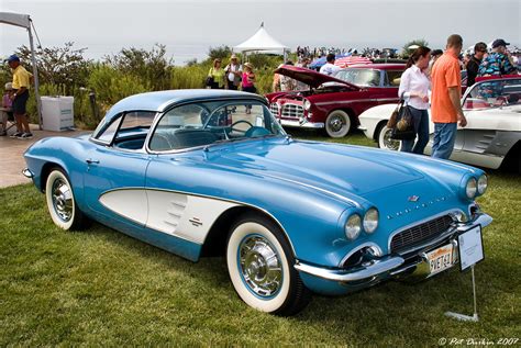 1961 Corvette Blue And White Fvr General Motors Products Antique