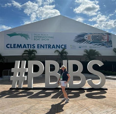 E3 Systems Connectivity On The Move On Linkedin Starlink Vsat Ehub It Communications